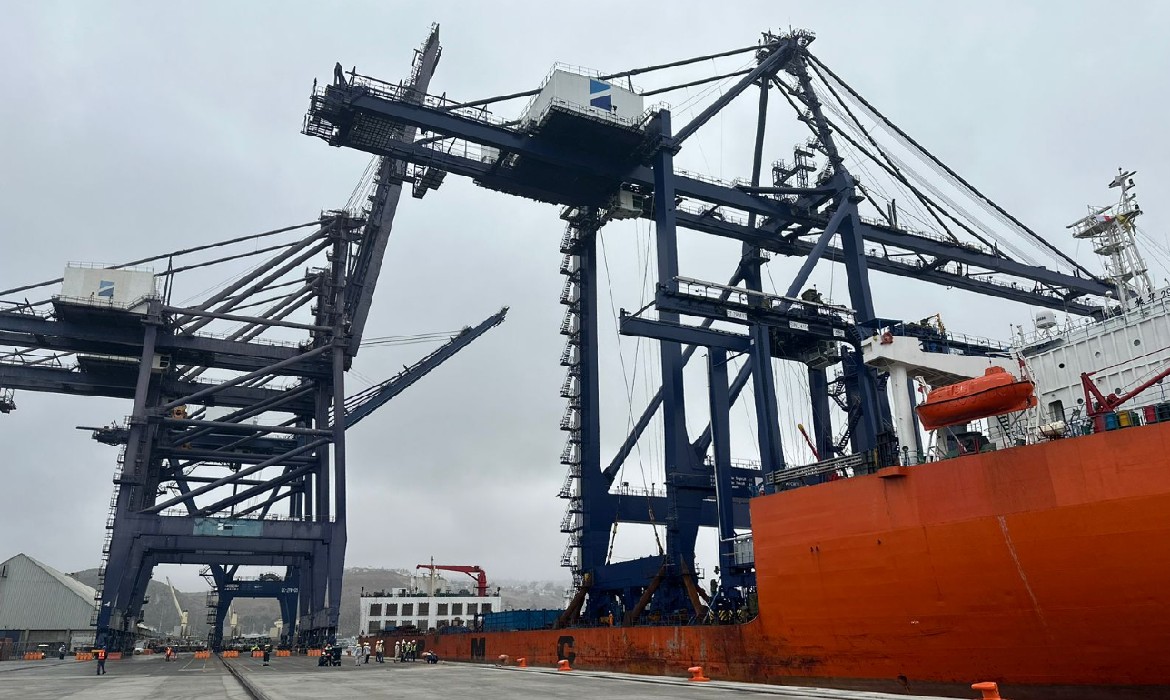 Hutchison Ports EIT Receives New Electric Cranes to Boost Operations in ...