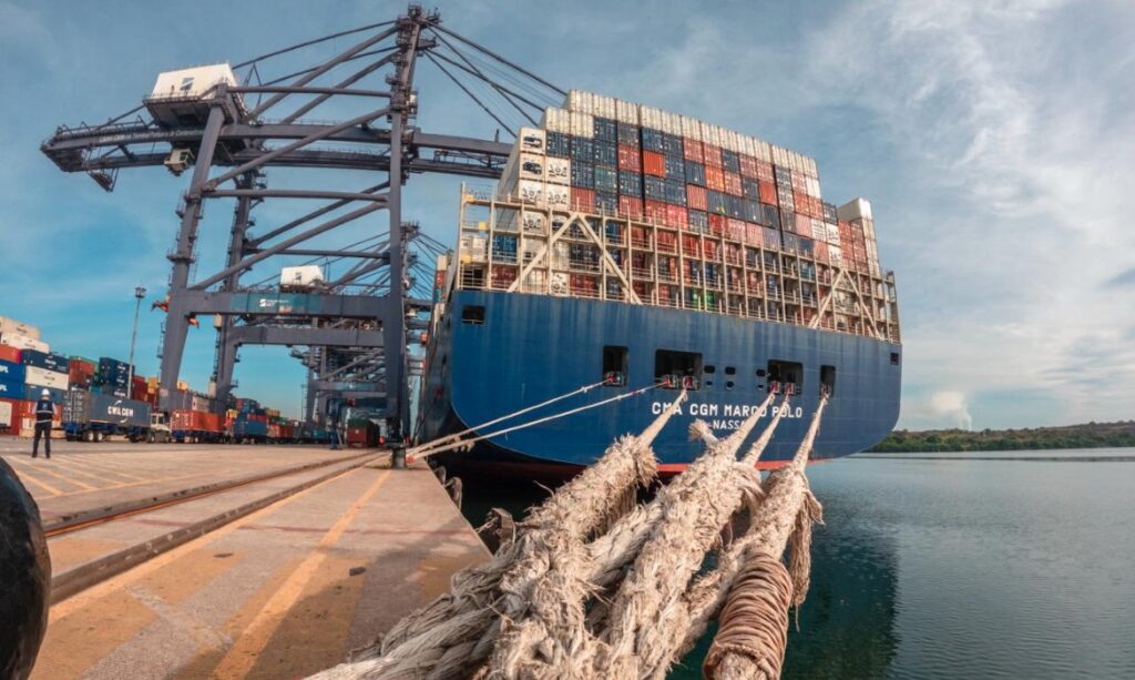 CK Hutchison agrees to sell port terminals to BlackRock-TiL, including ...