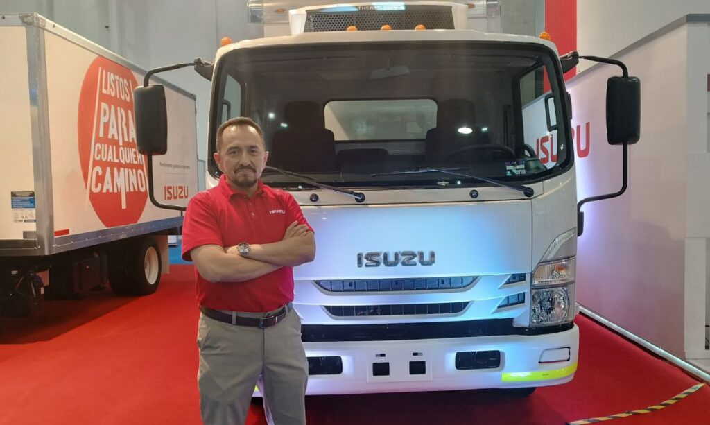 Training and customer relations, Isuzu's strategic focus - T21