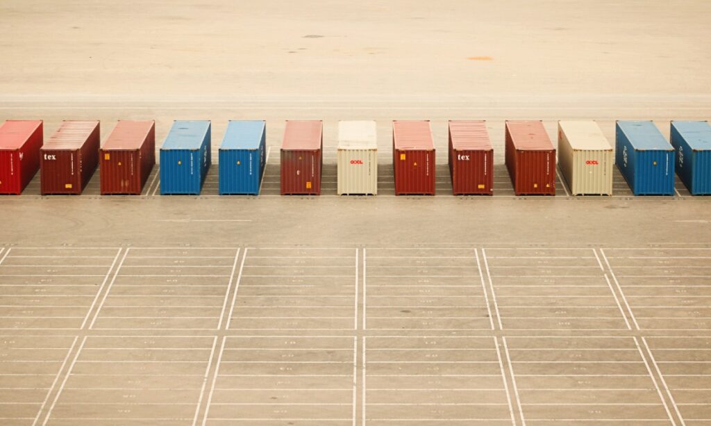 Mexican exports advance in September; trade balance registers deficit - T21