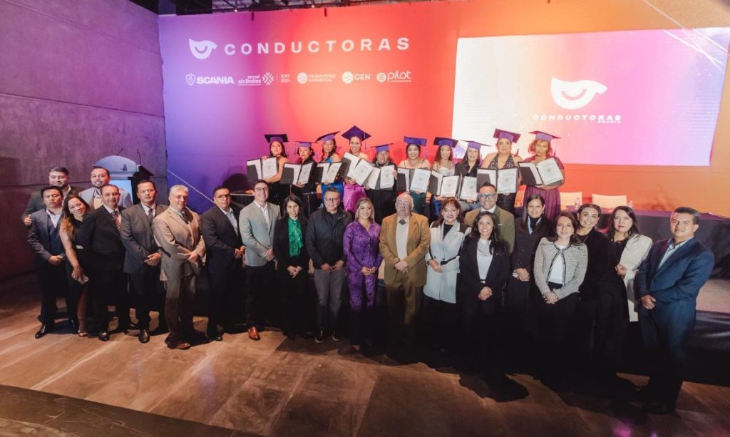 Scania female drivers graduate their seventh generation in San Luis ...